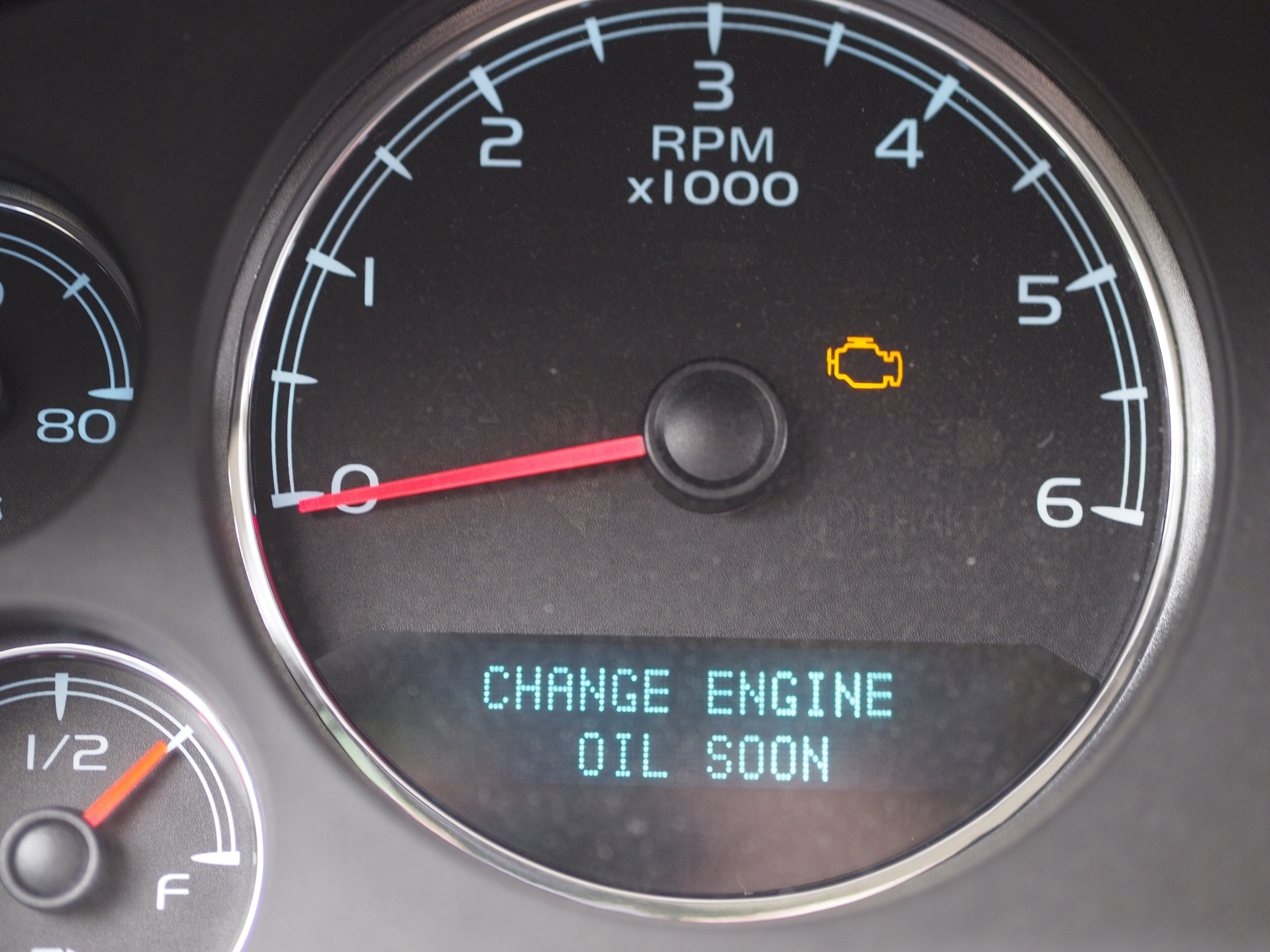 CHANGE ENGINE OIL SOON CHANGE ENGINE OIL SOON
