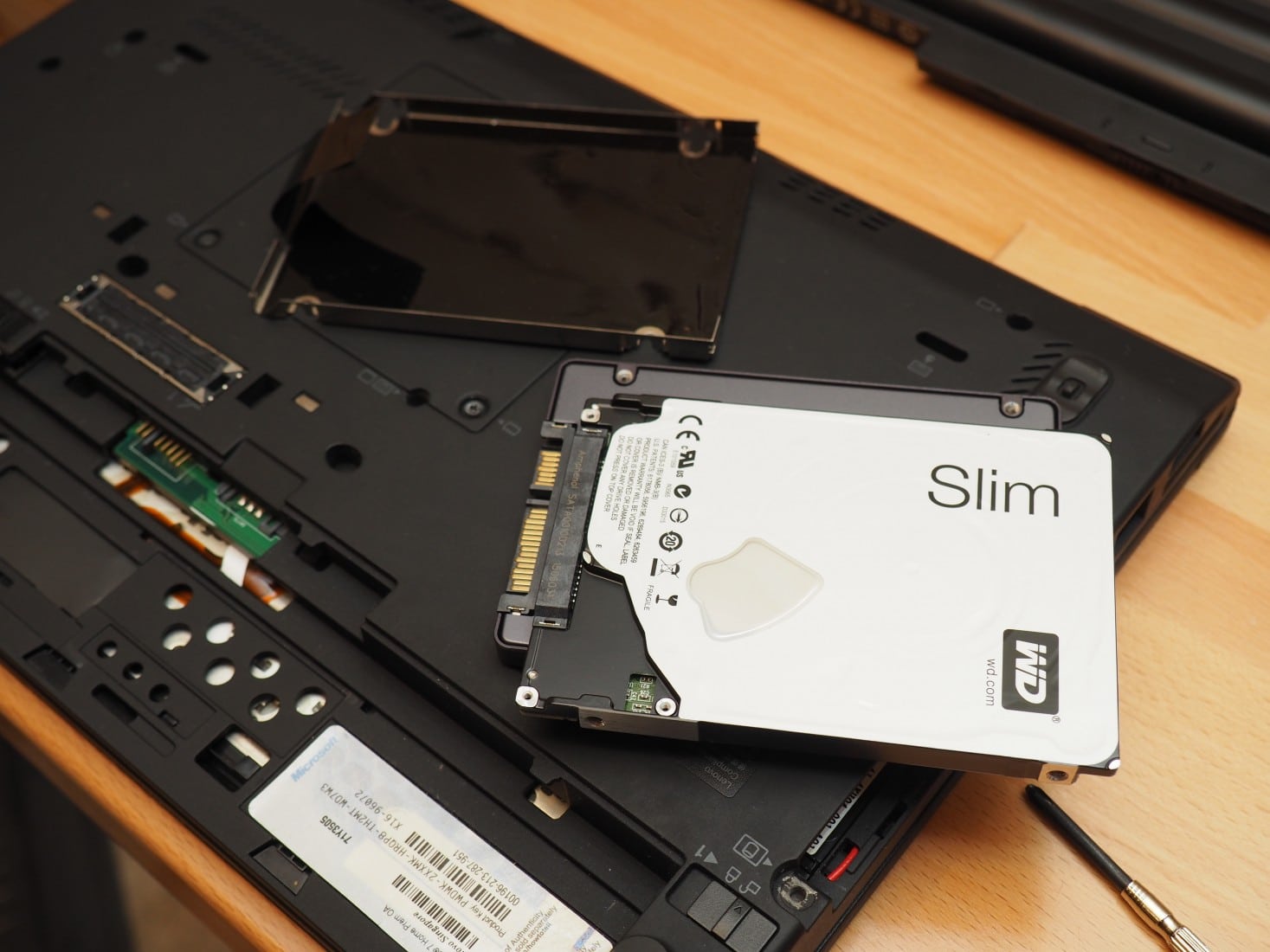 Lenovo X220 (X230, X240) disassembly & SSD upgrade guide | J.D. Hodges